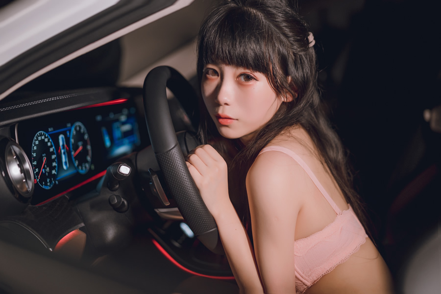 usejan蓝蓝全部cos图片包资源集合 – 绅士学堂