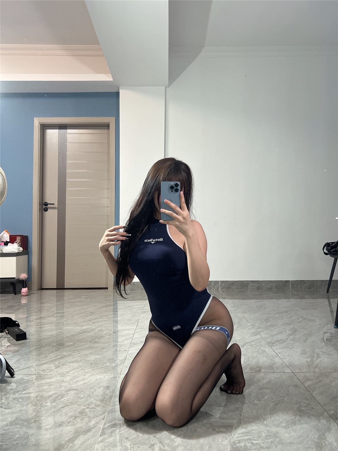 Tina很妖孽呀一起运动cos图分享 – 绅士学堂