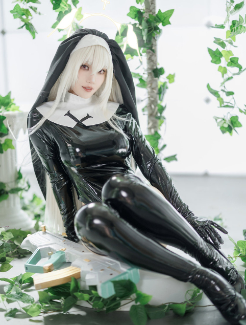 Cien恩恩歌住樱子cos作品 – 绅士学堂